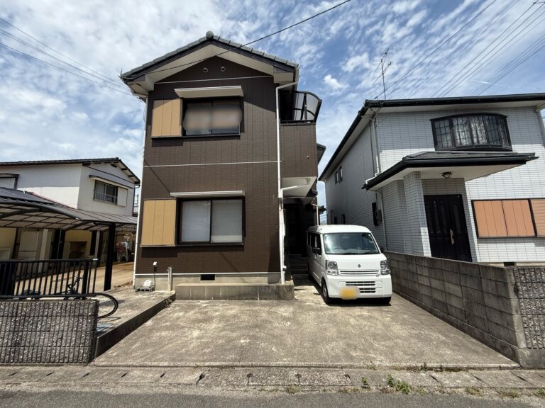 【価格改定しました】小松島市金磯町 2階建 4LDK | 株式会社薬師神不動産